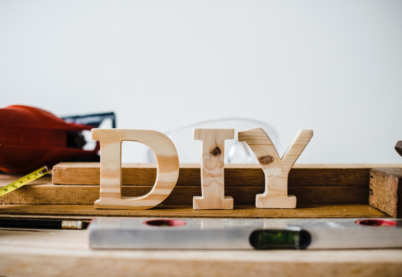 Raise & Engage: 6 Stellar DIY Fundraising Campaign Examples